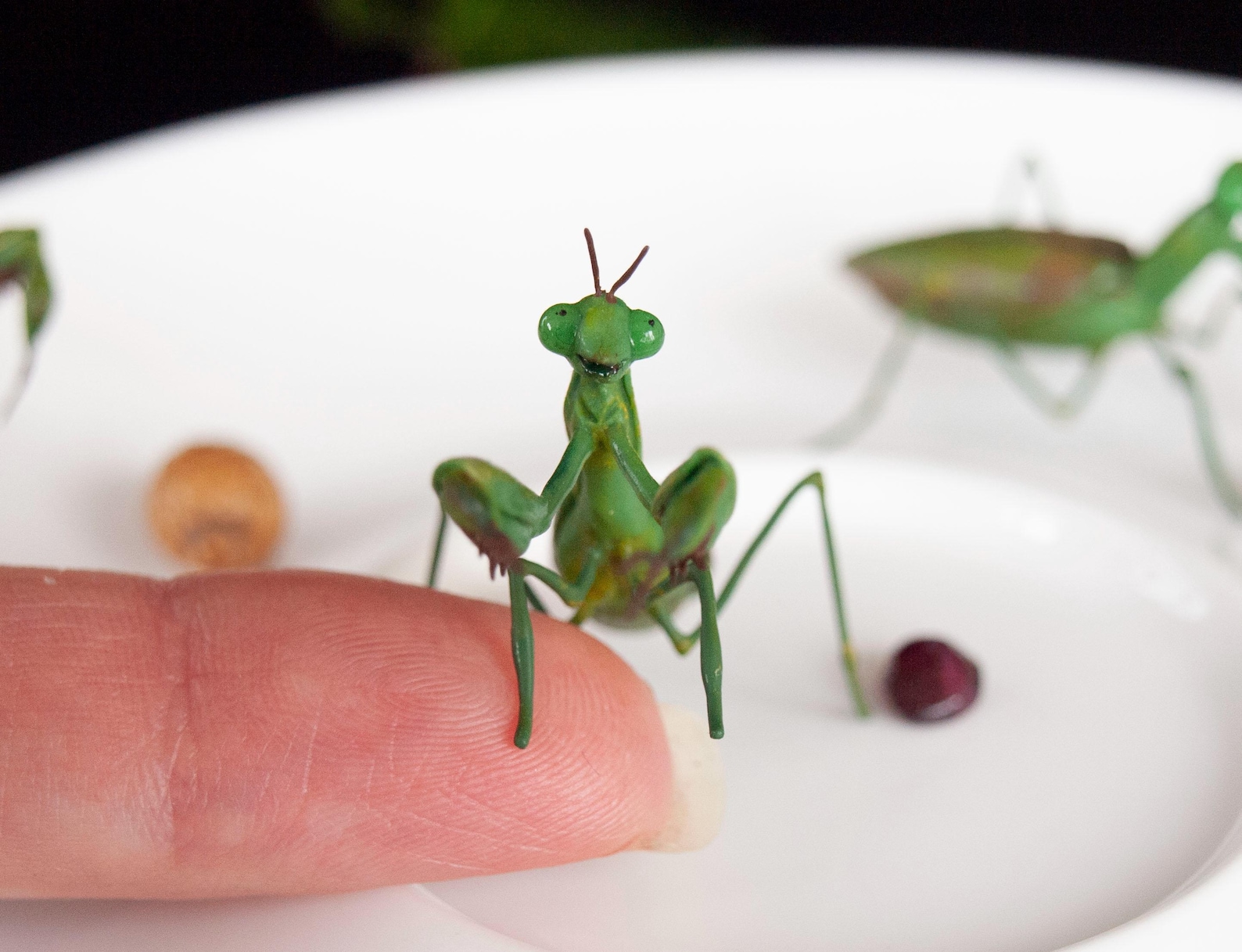 Realistic Praying Mantis Sculpture: Polymer Clay Insect Figurine - Etsy
