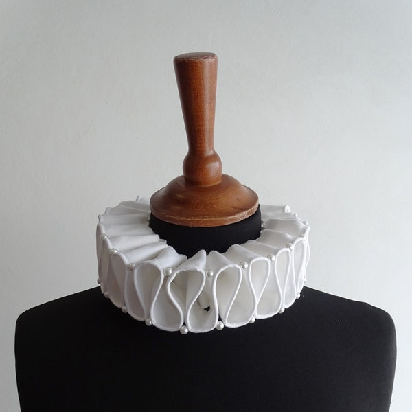 Elizabethan Ruff - Etsy
