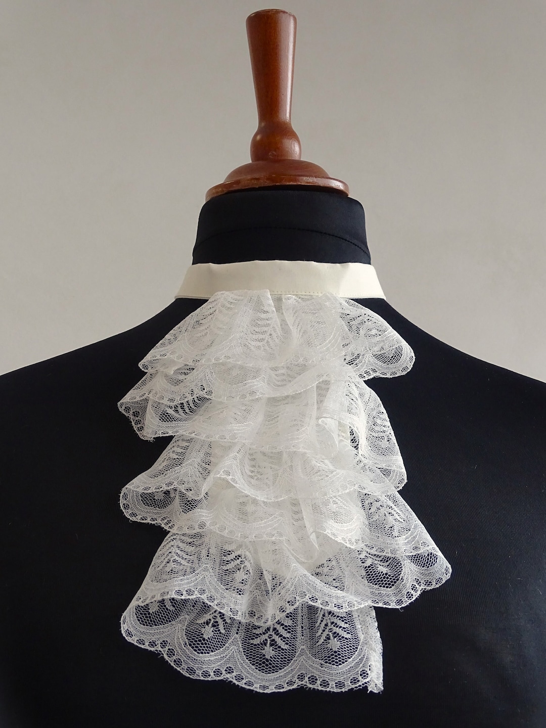 Lace Jabot Cream Jabot Light Beige Lace Victorian Gothic Steampunk ...