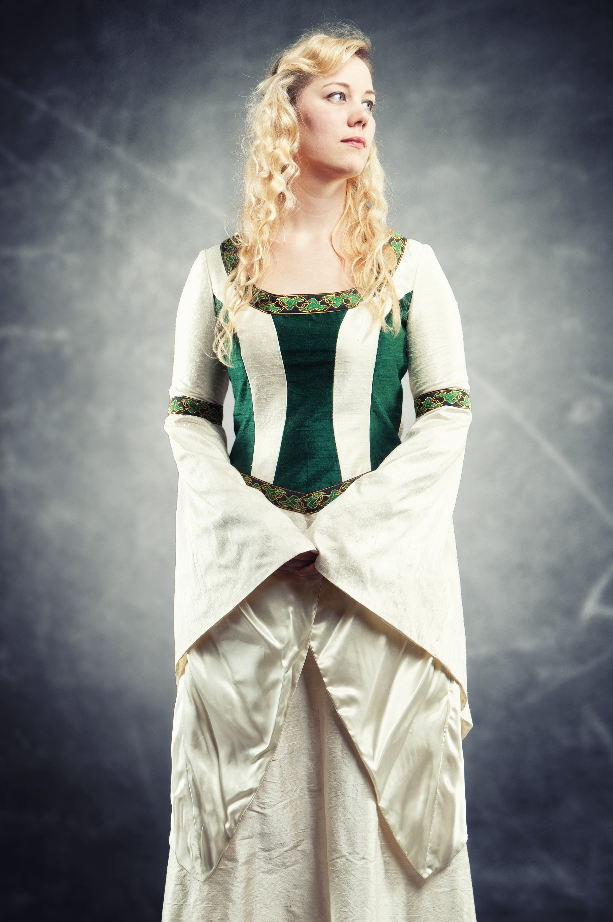 Medieval Fantasy Wedding Dress Lord of the Rings Historical - Etsy UK