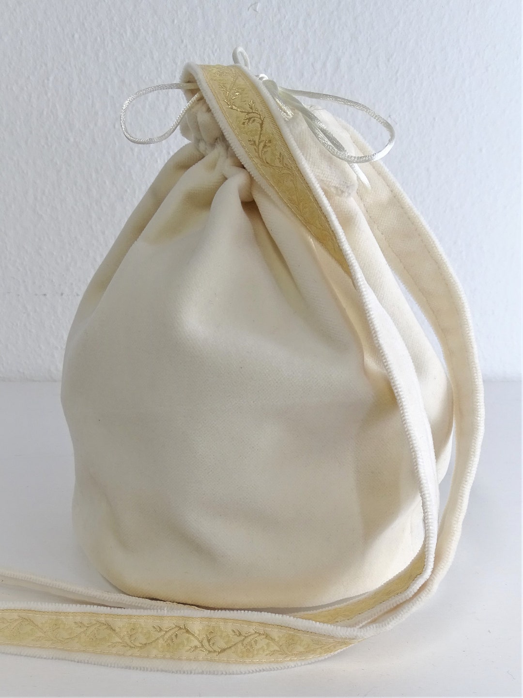 Cream Pompadour Bag With Trim Velvet Bag for Medieval Wedding - Etsy