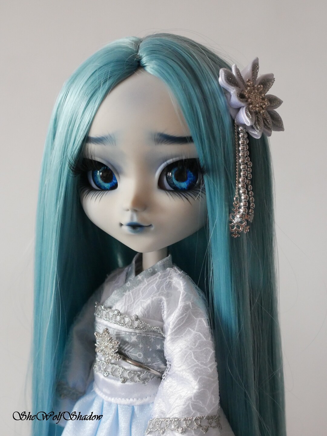 Yuki Onna Custom Pale Pullip Ooak Doll - Etsy