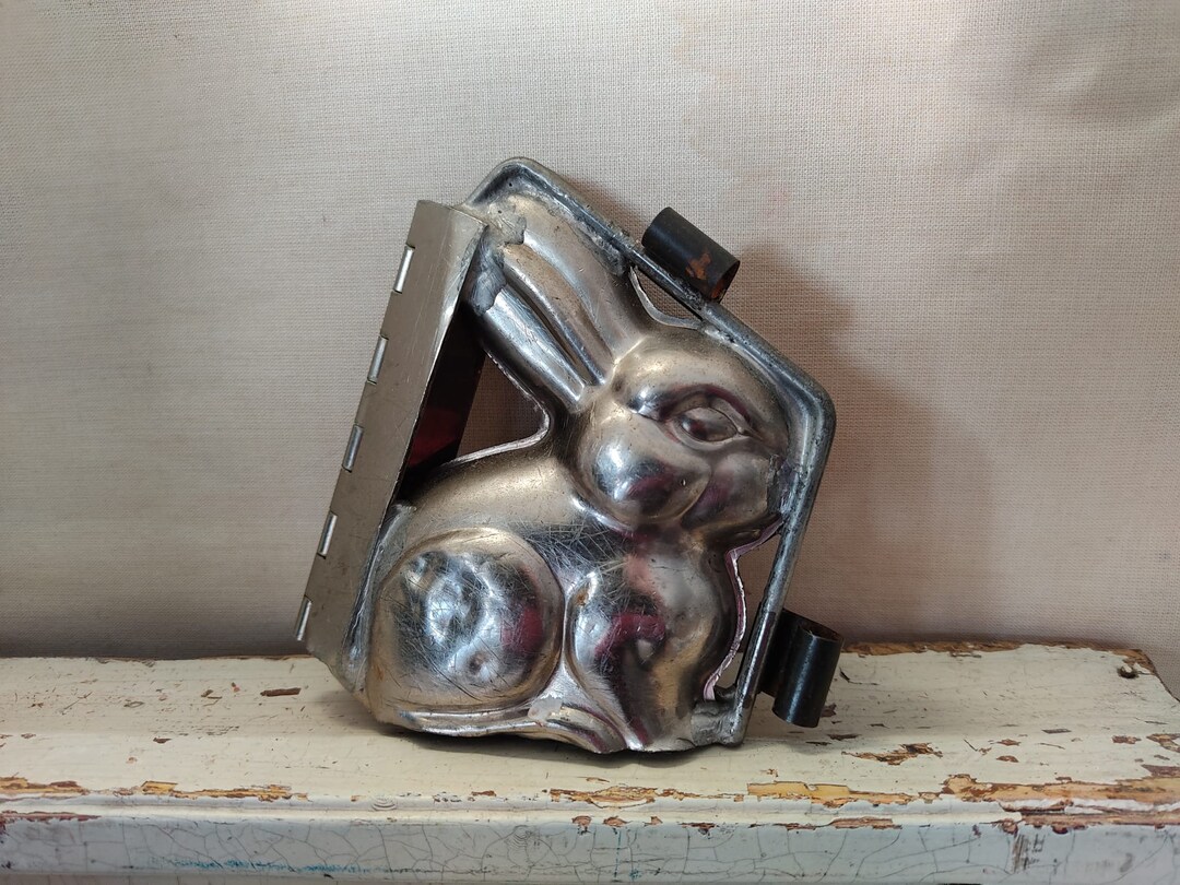Vintage Chocolate Mold Rabbit Bunny Rabbit Chocolate Mold French Shabby ...