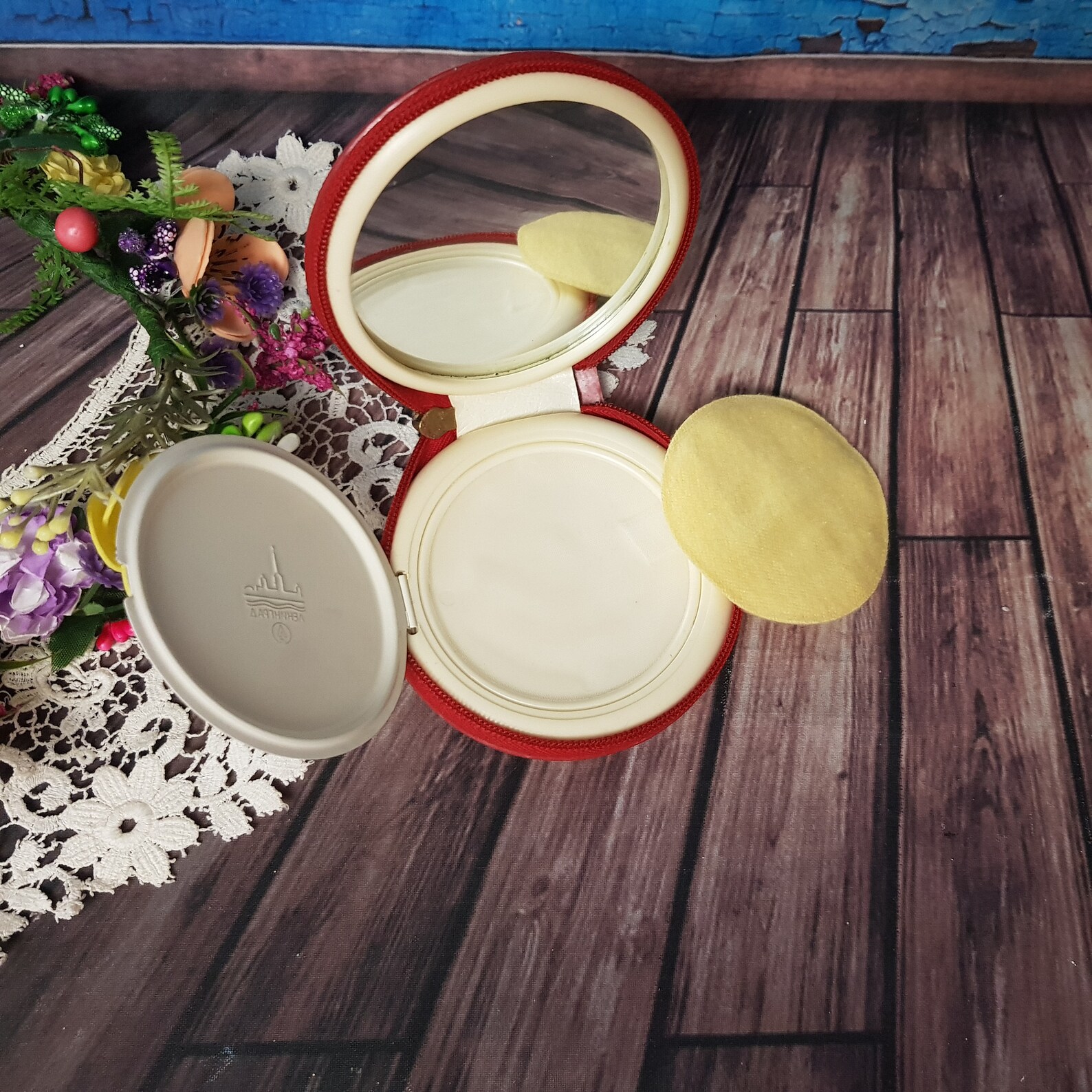 Soviet powder box-compact mirror women accessories made in | Etsy