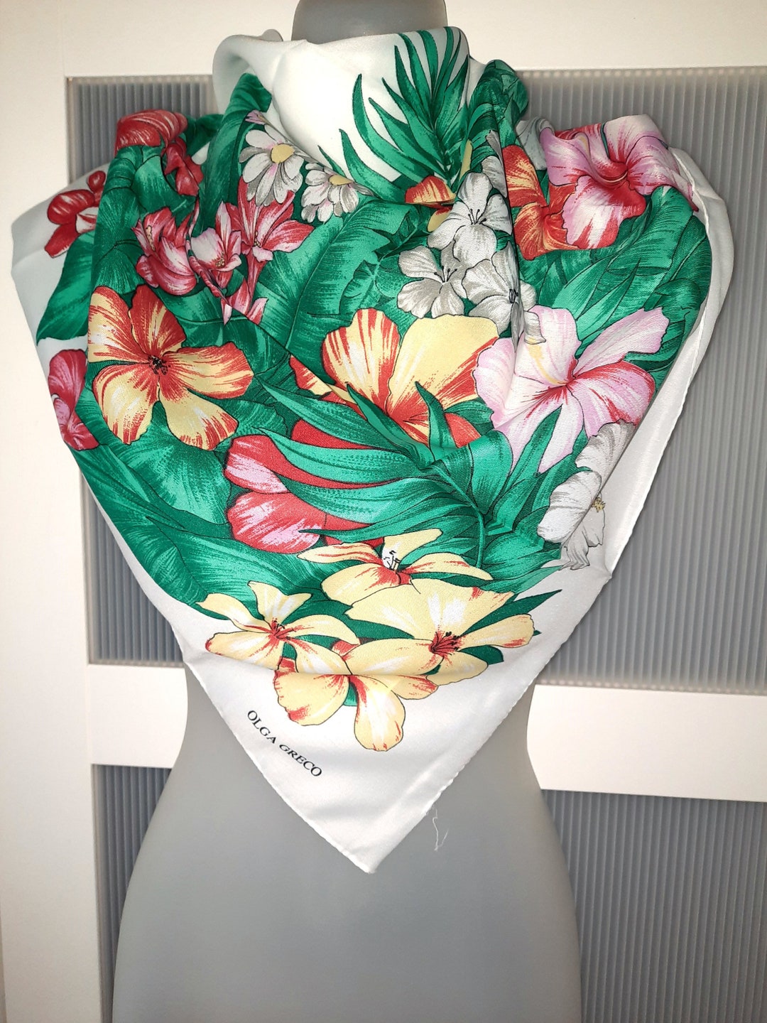 Red Green Scarf: Olga Greco Italian Designer, Red Pink Yellow Flowers ...