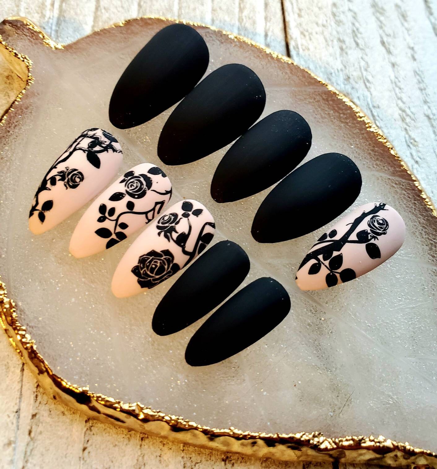 Black Rose Fake Nails. Press on Nails Faux Nails False - Etsy