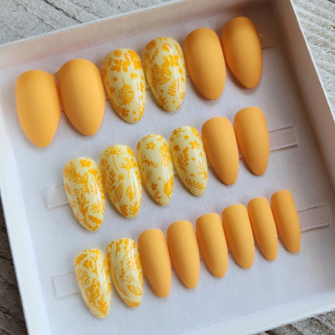 Full Set - Yellow Floral Press on Nails • Handmade Reusable Fake Nails ...