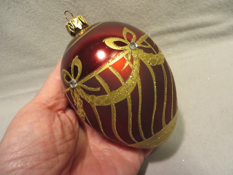 Vintage Egg Shaped Blown Glass Christmas Ornament - Maroon Egg With ...