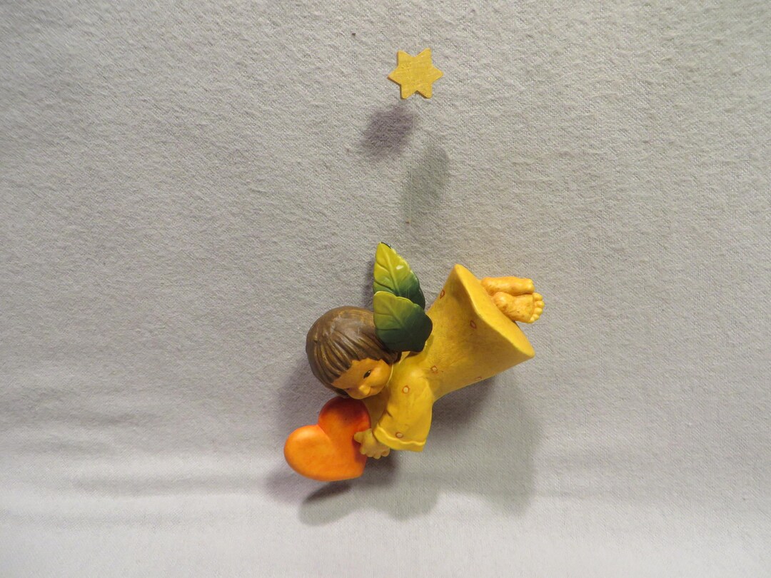 Vintage Anri Toriart Juan Ferrandiz Flying Angel Holding a Heart ...