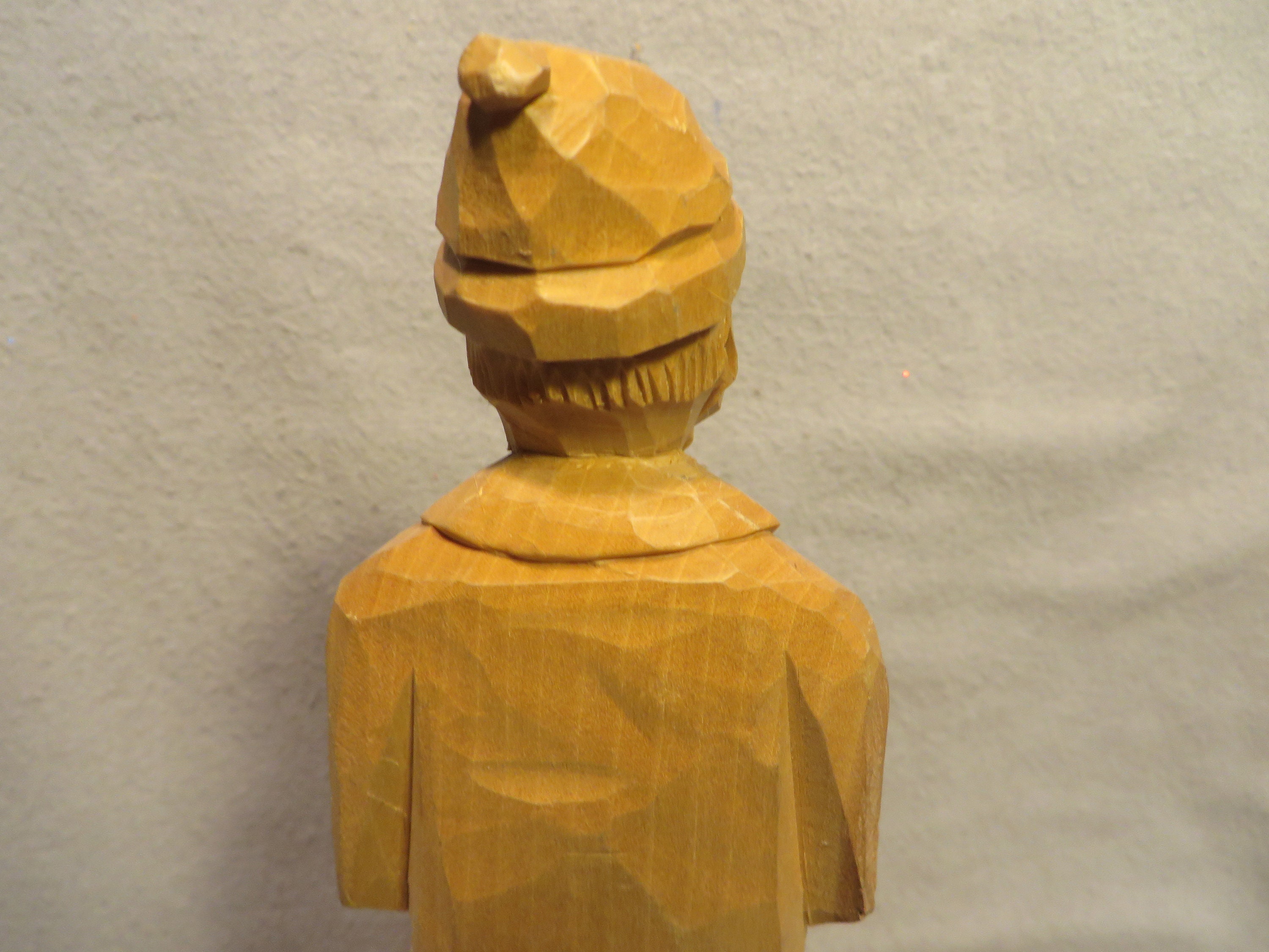 Vintage (canadian?) 10" Natural Wood Hand Carved Wood Figurine ...