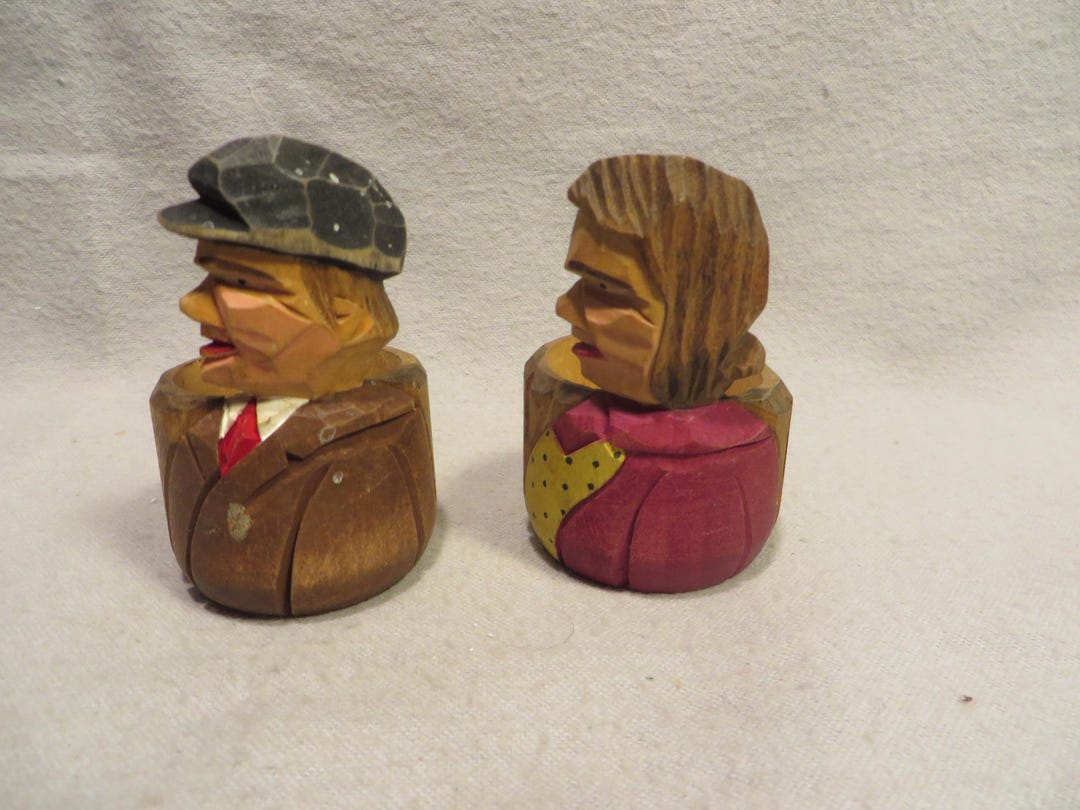 Vintage Quebec Folk Art Pair of Hand Carved Wood Pair Figural Napkin ...