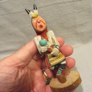 Vintage Native American Hopi Hand Carved / Painted 5" Tall Cross Legged ...