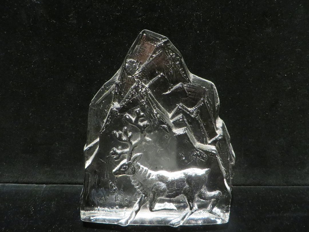Vintage Norwegian Lead Crystal Paperweight Featuring a Reindeer - Etsy