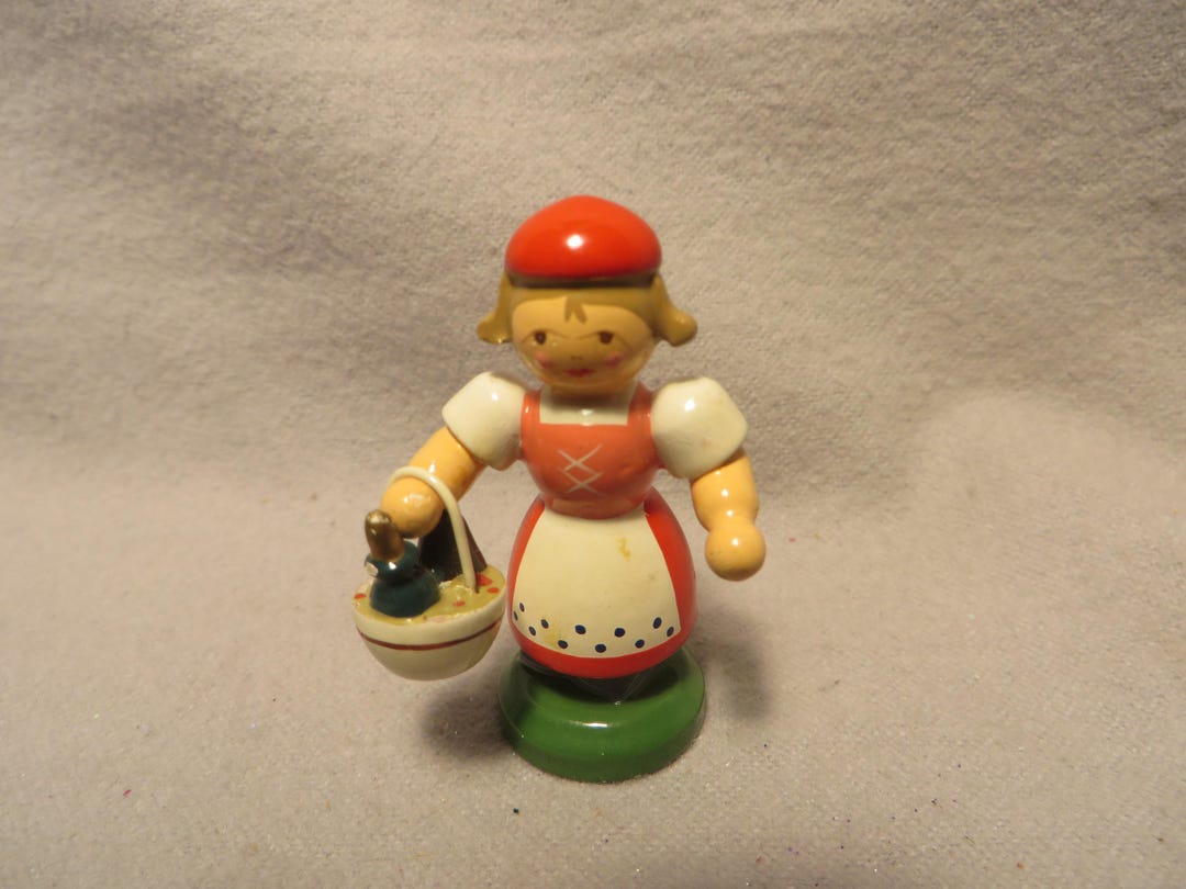 Vintage ESCO Made in Germany Miniature Erzgebirge Wood Figurine of Girl ...