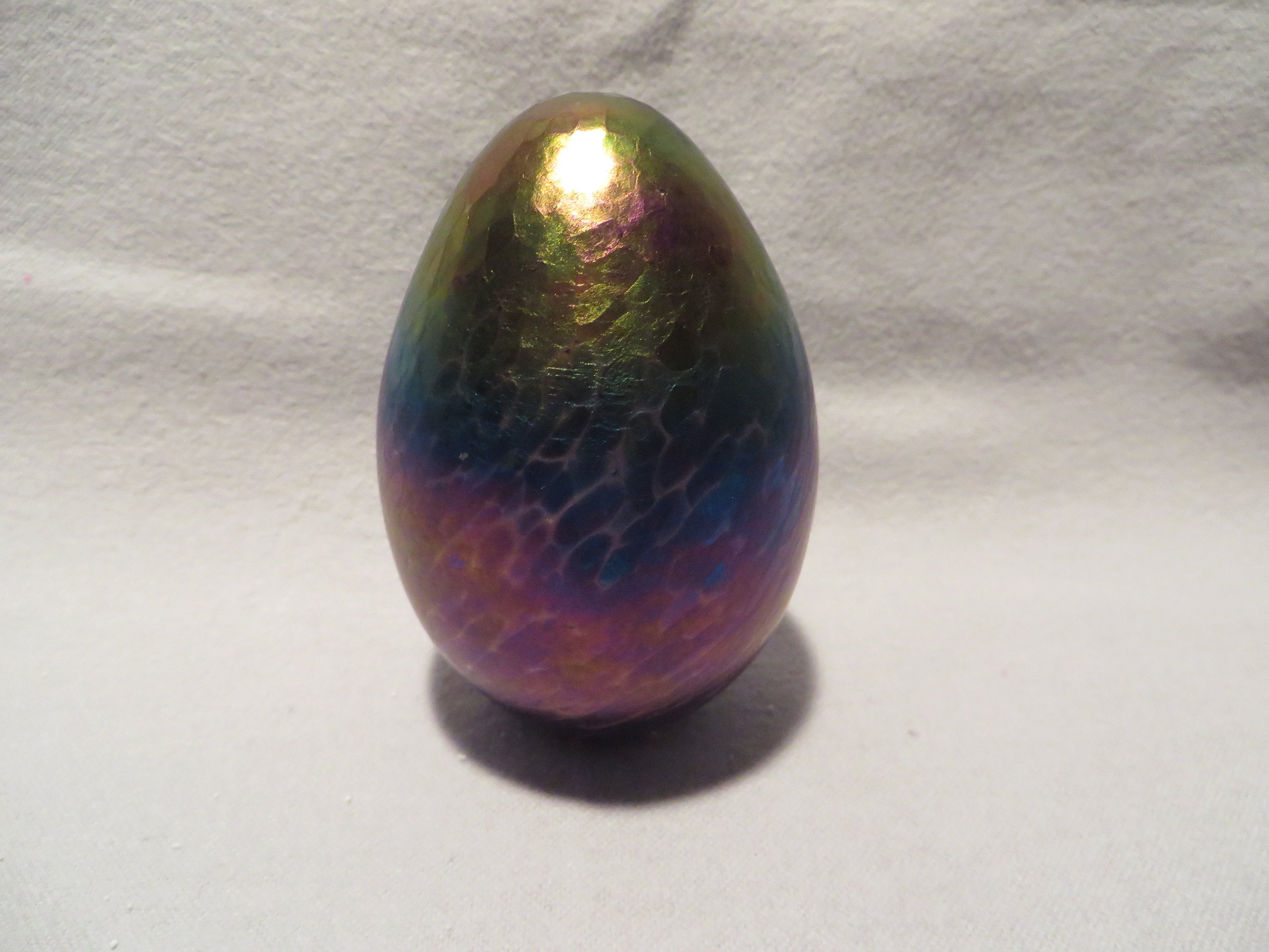 Vintage Iridescent Art Glass Egg Shaped Paperweight Glass Eye Etsy