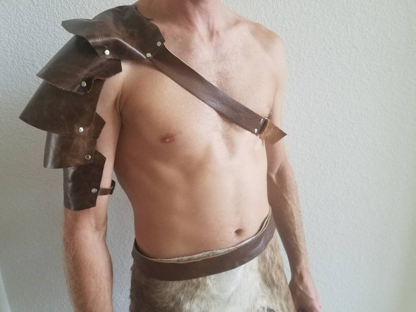 Leather Shoulder Pauldron Leather Armor Pauldron LARP - Etsy