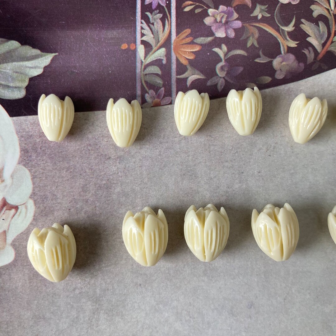 Resin Jasmine Flower Beads,carved Hawaiian Pikake Beads , Jewelry ...