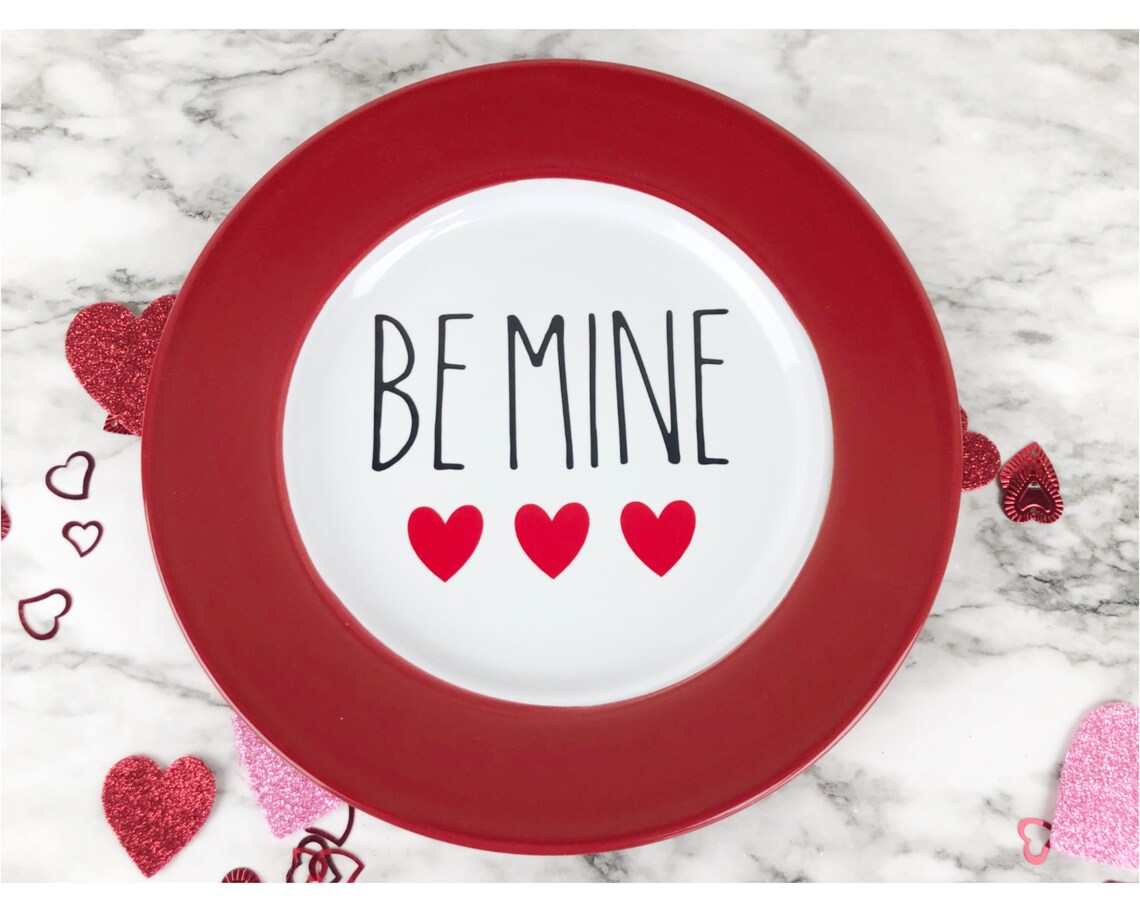 Set of 3 Farmhouse Valentine's Day Plates/valentine's - Etsy