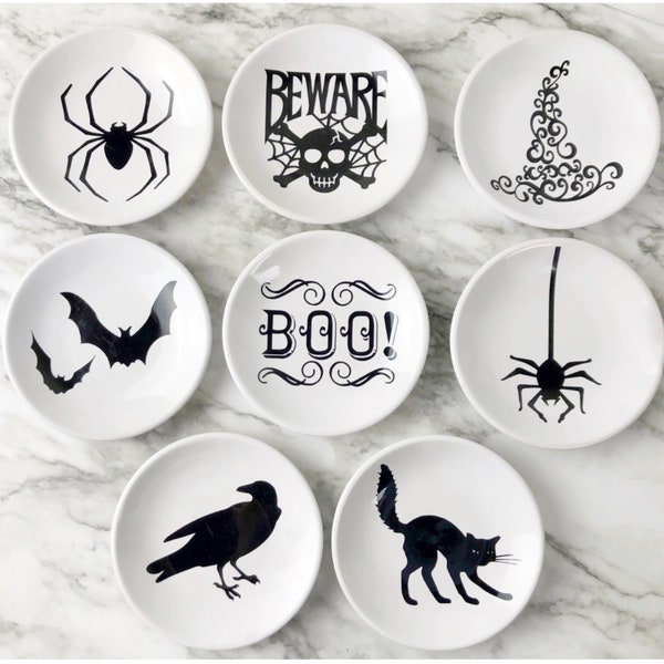 Halloween Plates - Etsy