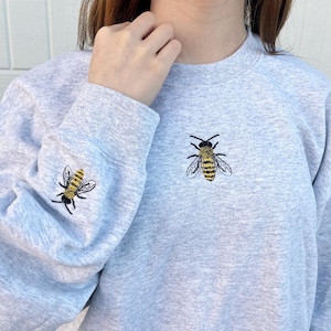 Embroidered Bee Sweatshirt, Honey Bee, Bumblebee, Trendy Crewneck, Bee ...