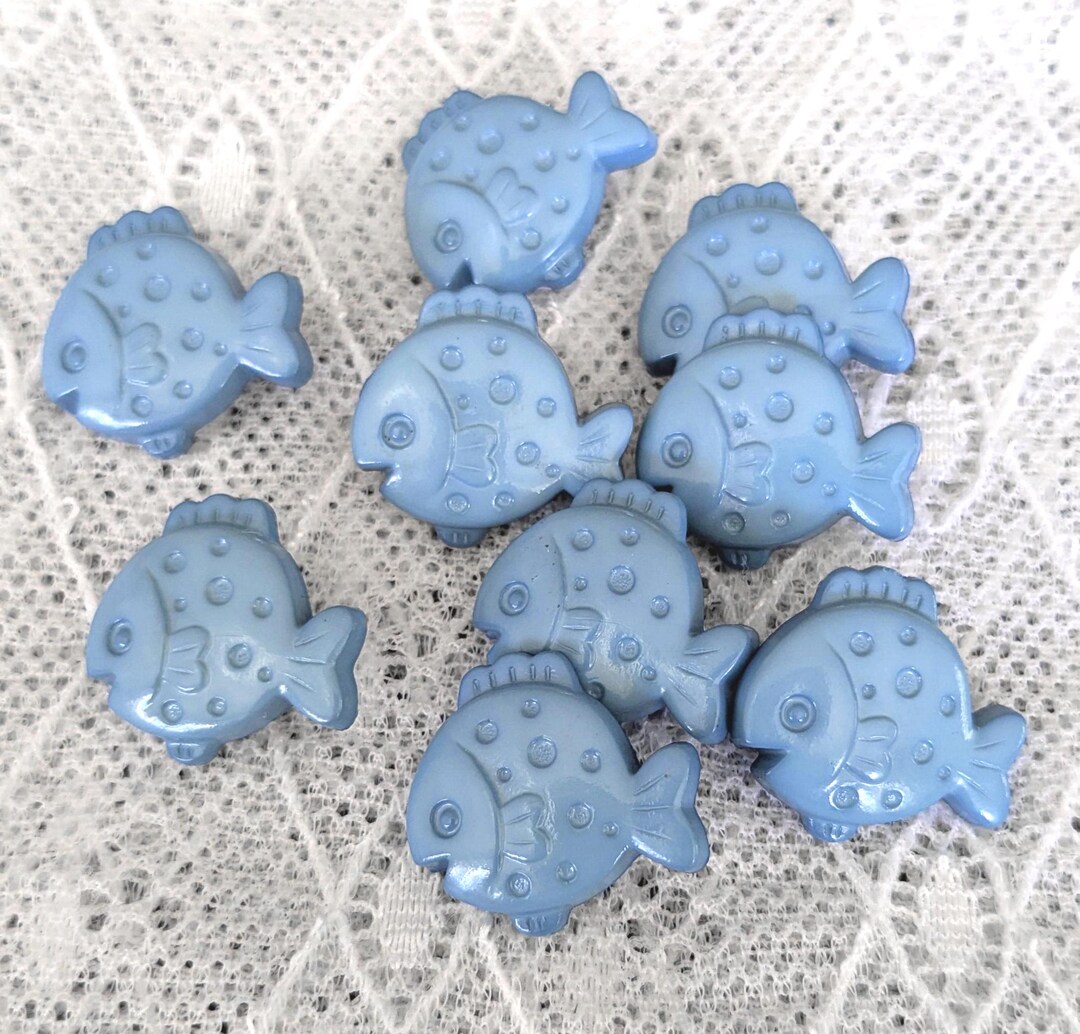 10 Plastic Buttons Fish Medium Blue Maritime Children's Buttons Button ...