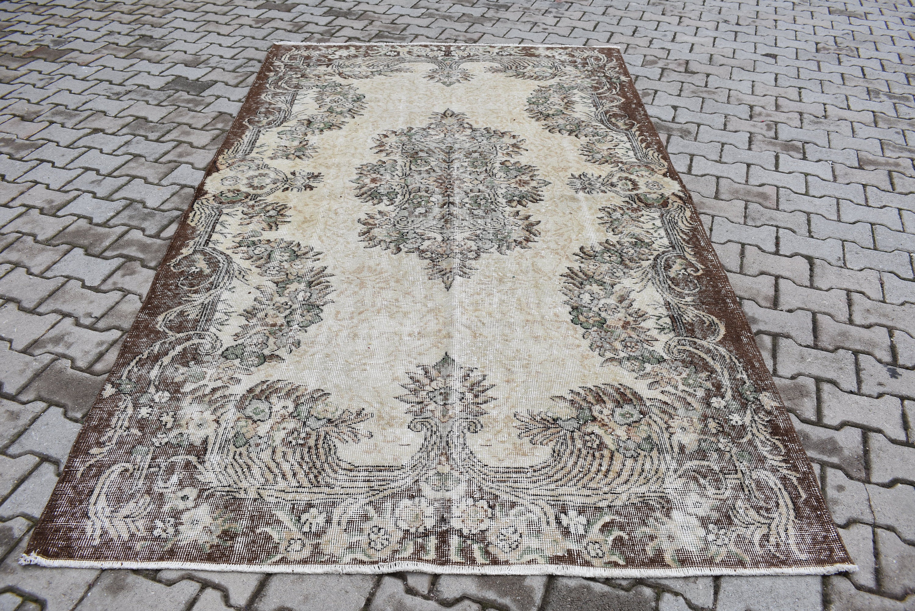 Diningroom rug Large rug Handmade rug Vintage rug Turkish | Etsy