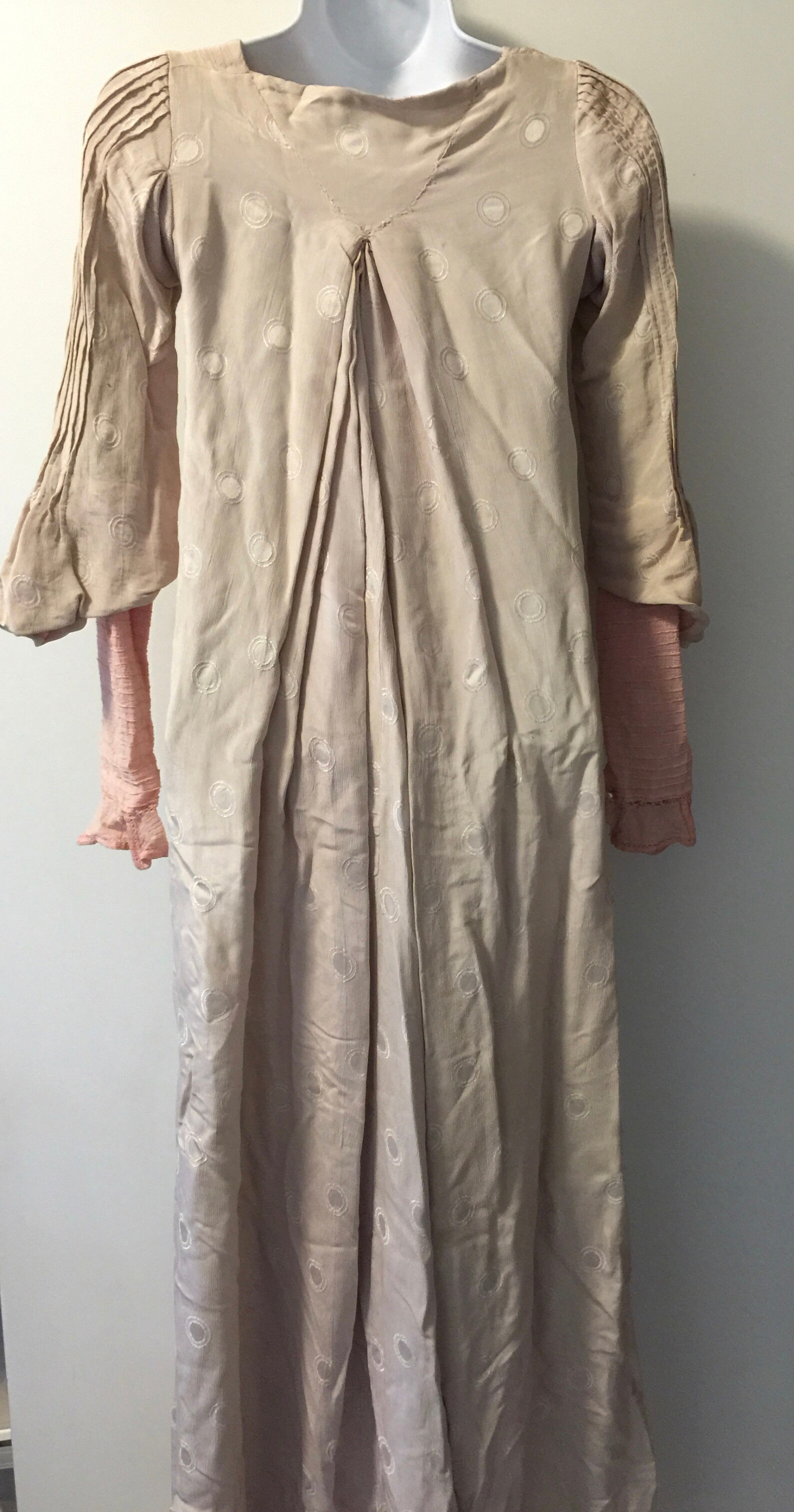 EDWARDIAN WRAPPER BEIGE Silk With Pink Tucked Sleeves and a Wateau Back ...