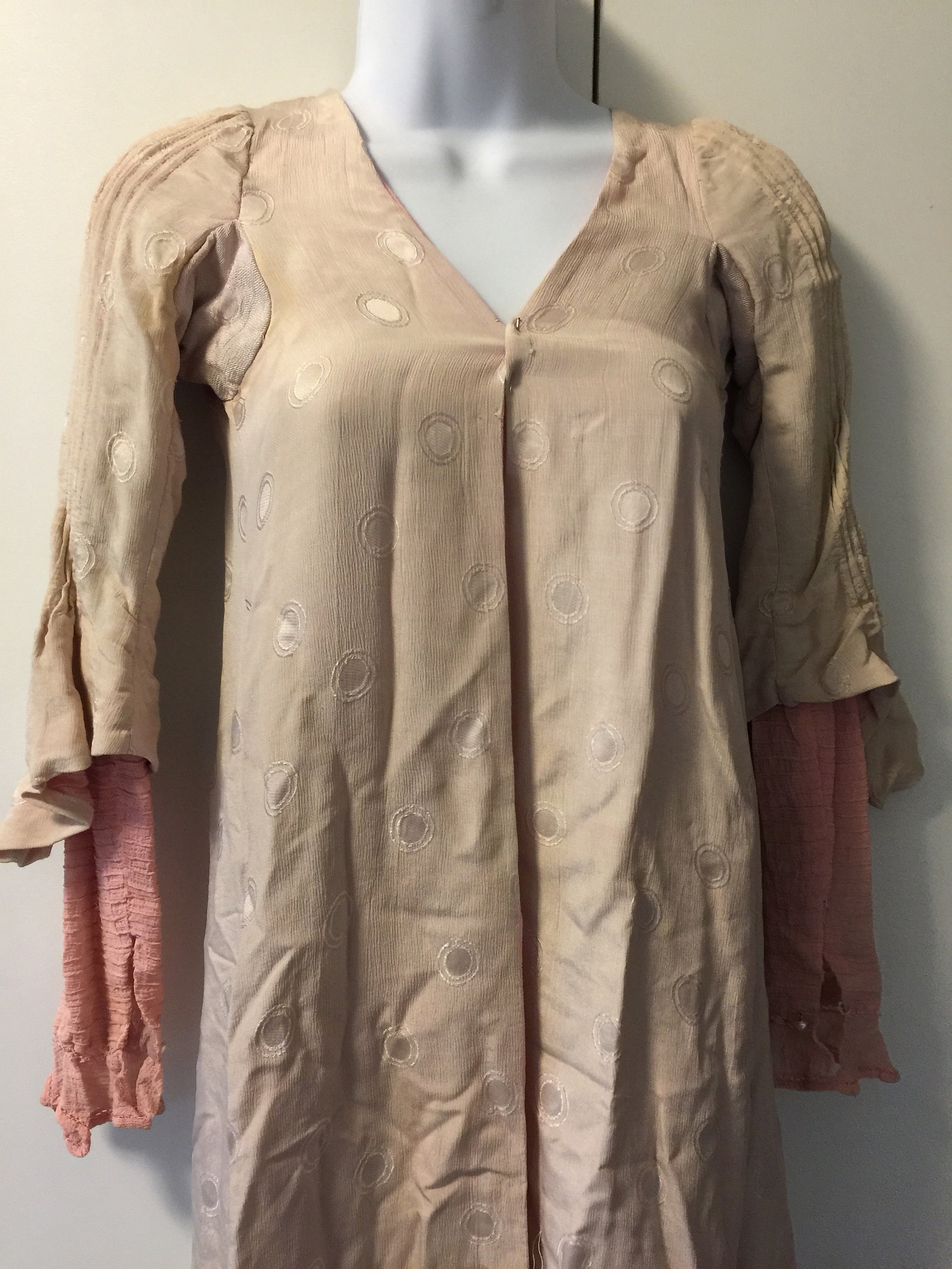 EDWARDIAN WRAPPER BEIGE Silk With Pink Tucked Sleeves and a Wateau Back ...