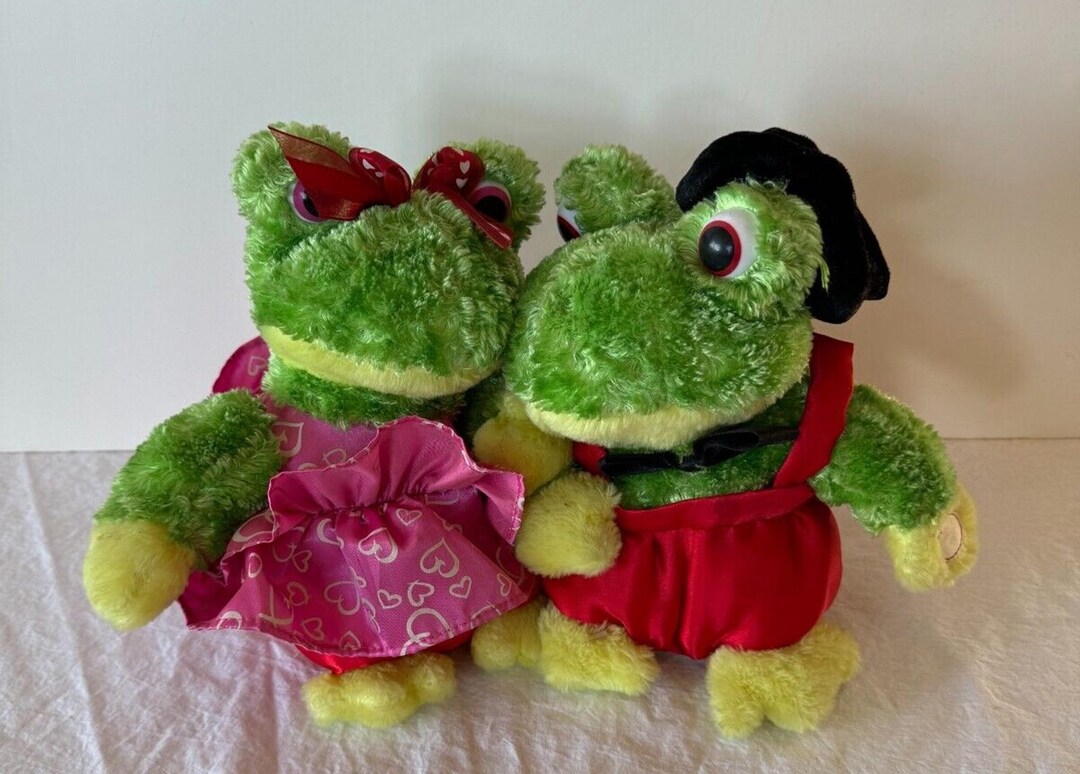 Vintage Dandee Animated Singing Frog Couple "i Got You Babe" Song ...