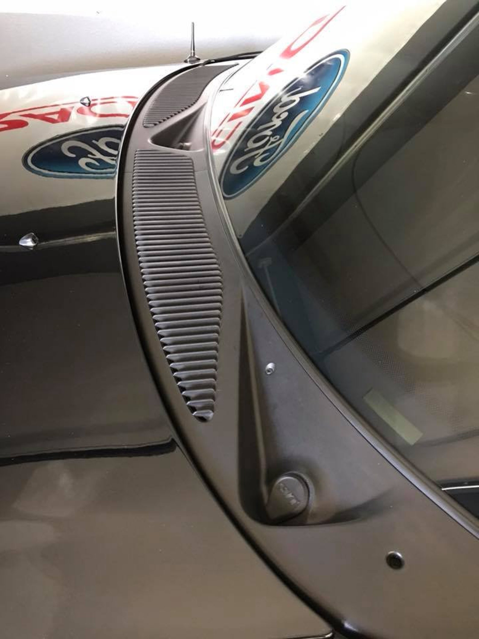 Flush Wiper Cowl Plugs Ford Lightning - Etsy