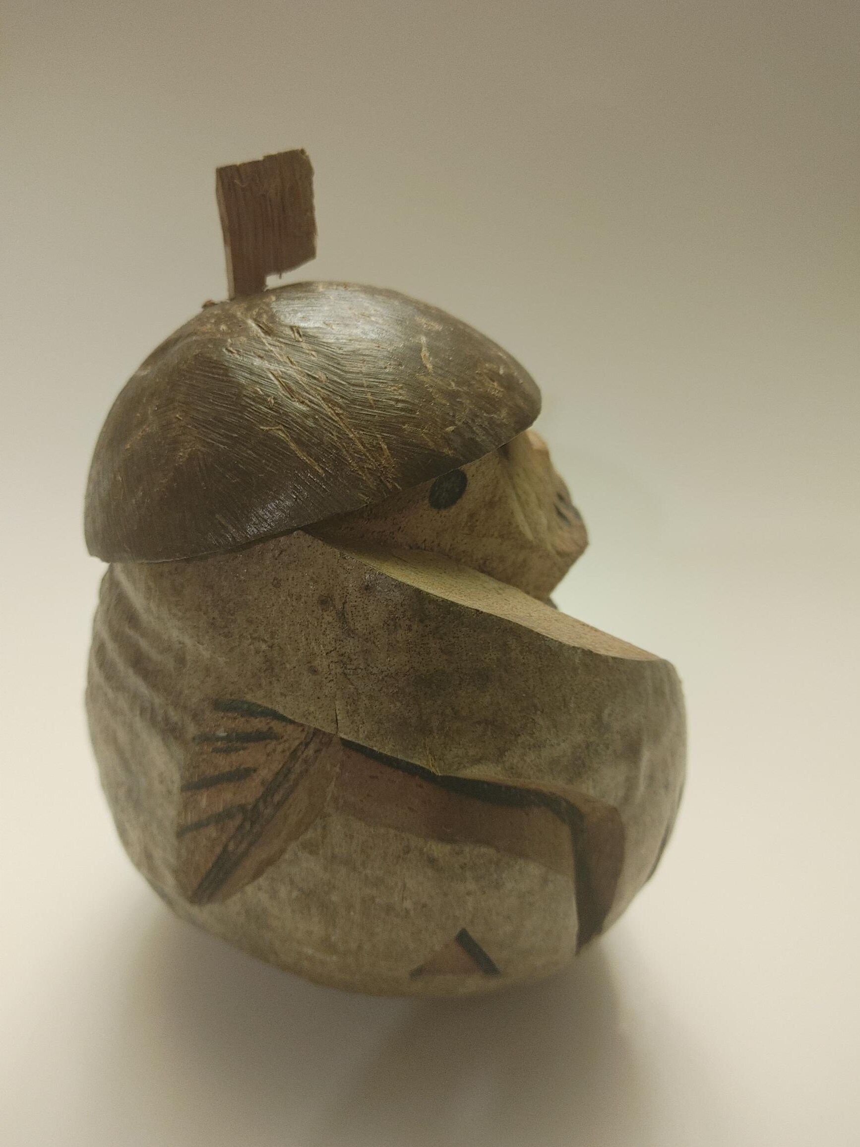 Vintage Hand Carved Coconut Monkey Hawaii Souvenir Made in Philippines ...