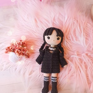Crochet pattern Merlina/ Wednesday doll/ Miercoles amigurumi/ patron de ...