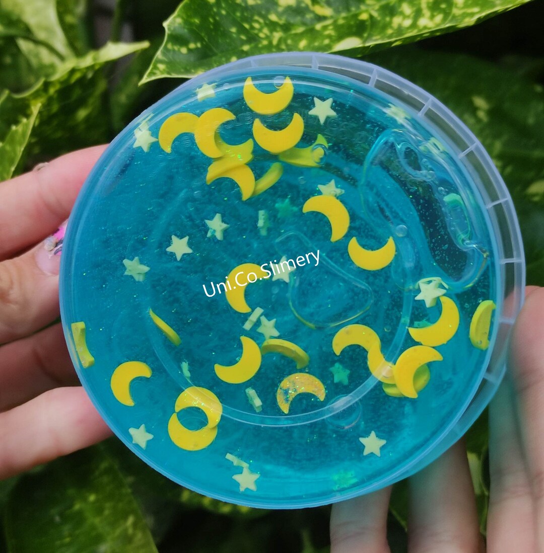 Wizard's Cloak Lemonade, Halloween Themed Clear Blue Slime, Free Uk ...