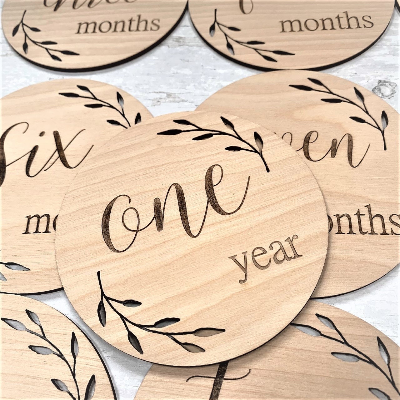 Baby Milestone Discs / Plaques Wooden Month 1 12 - Etsy UK