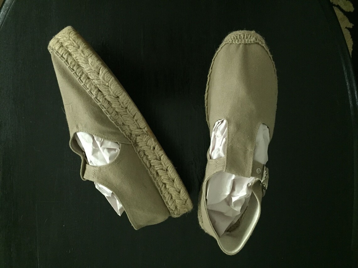 Khaki Canvas Espadrilles I 10 I Vintage Tweeds Catalogue - Etsy