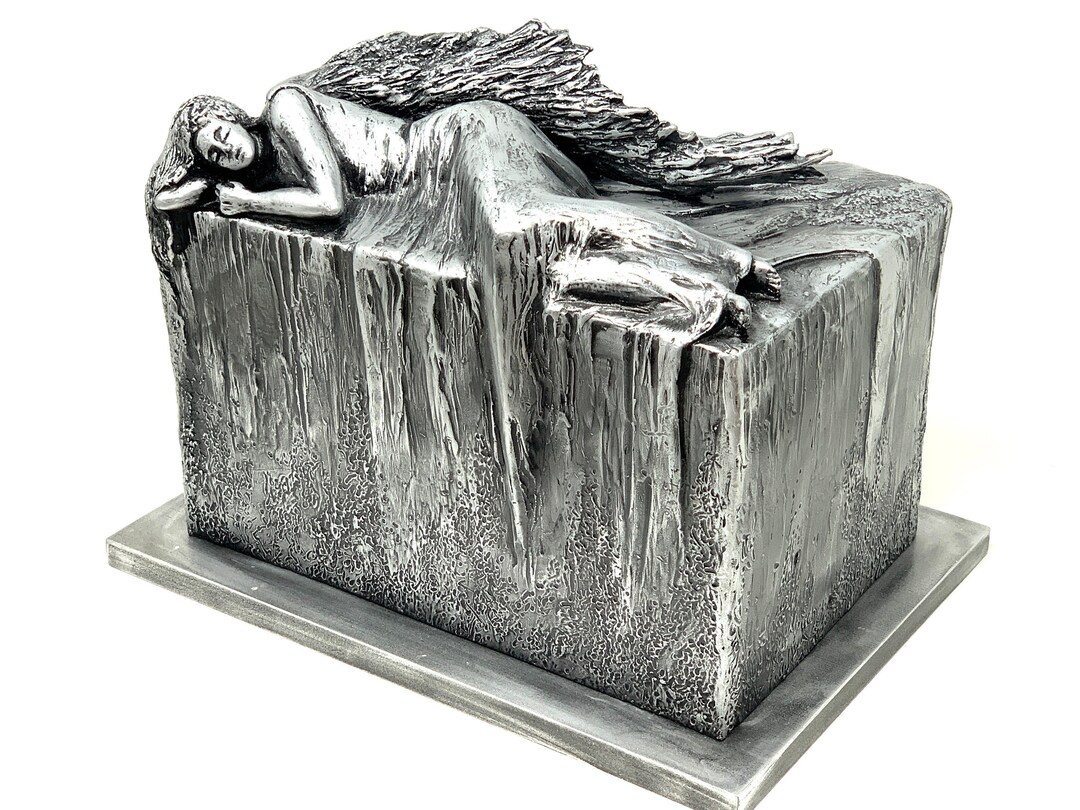 Resting Angel Cremation Urn: Bronze-plated Funeral Casket (396 Cubic ...