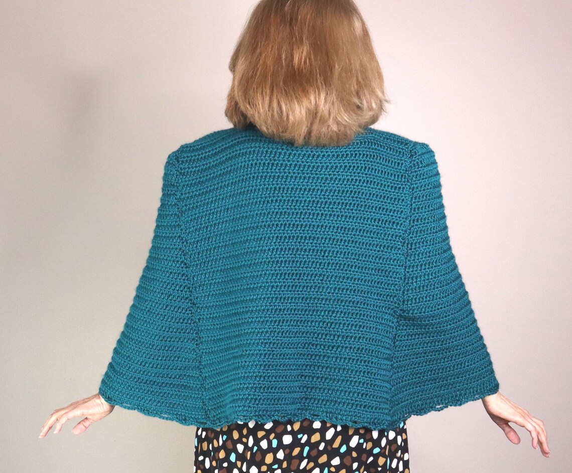 Crochet CAPE PATTERN Using a Design Combination of a Crochet CARDIGAN ...