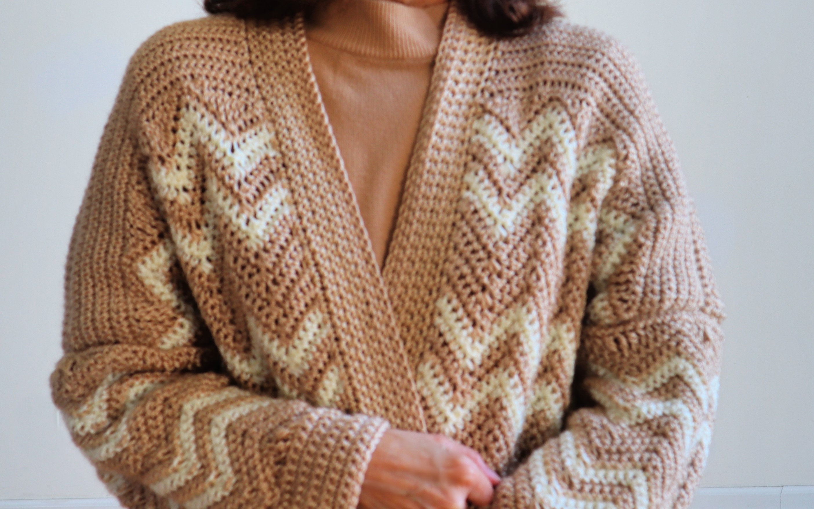 Crochet long cardigan PATTERN using crochet chevron stitch. | Etsy