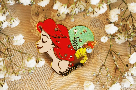 XO Ariel Heart Pin - Etsy