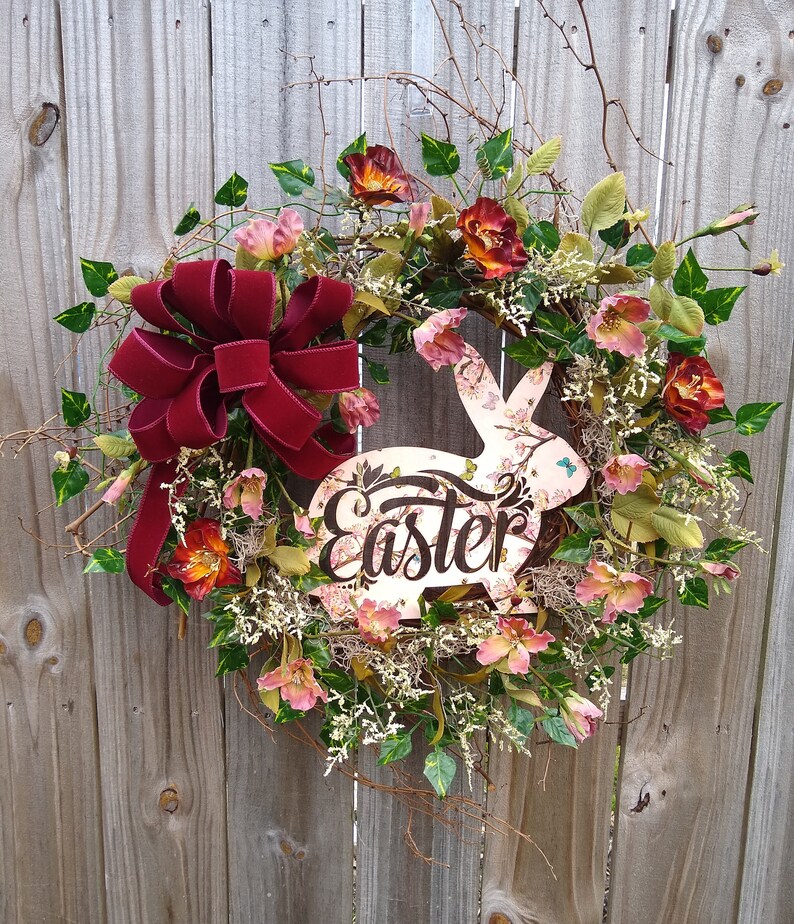 Spring Grapevine Easter Bunny Wreath. Vintage Floral Easter Wreath ...