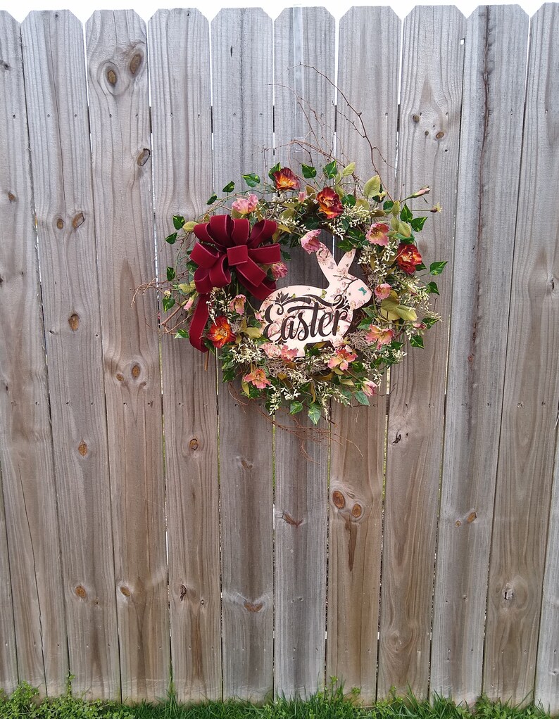 Spring Grapevine Easter Bunny Wreath. Vintage Floral Easter Wreath ...