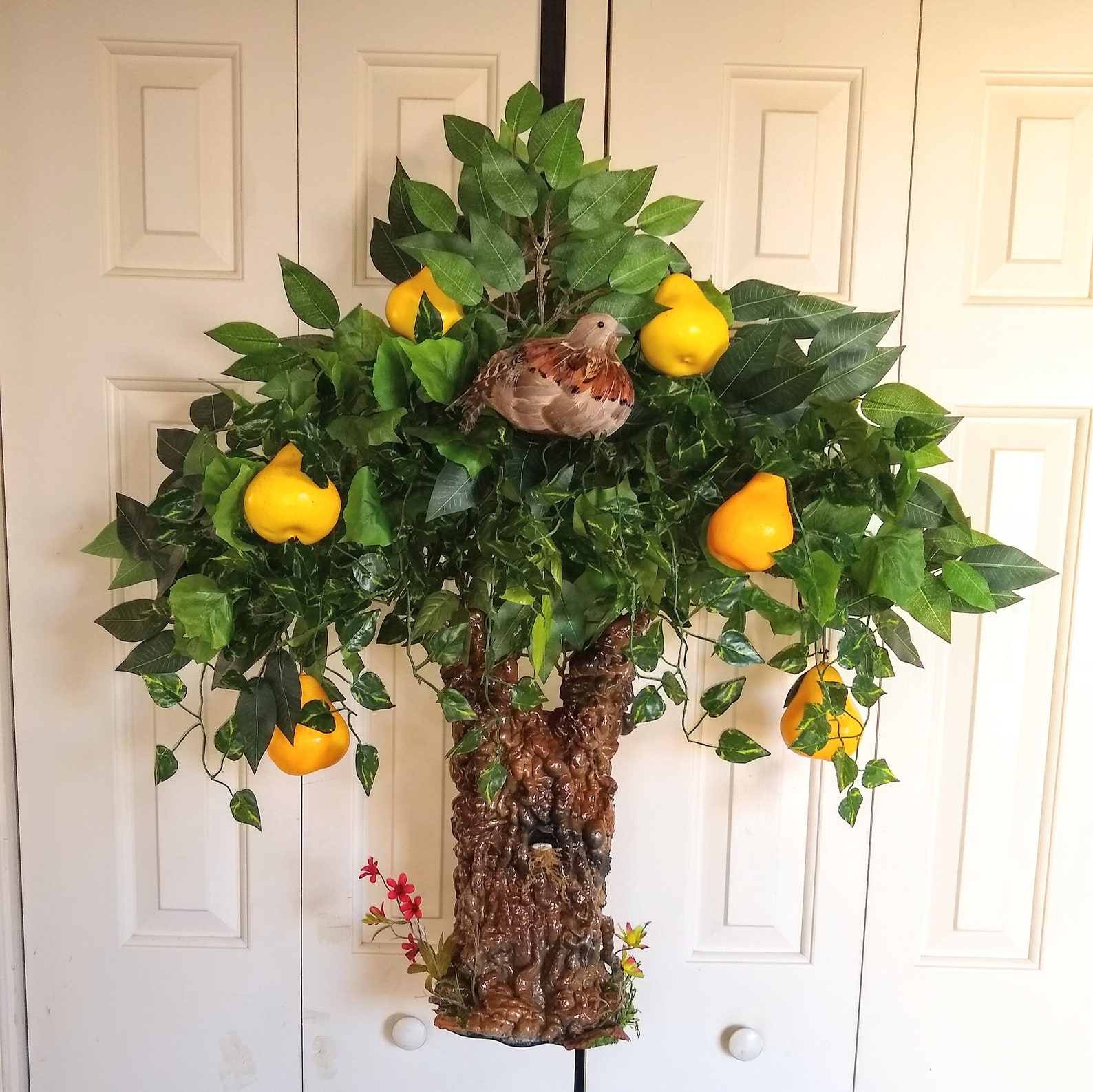 Partridge in a Pear Tree. Christmas Centerpiece Folk Art. Christmas ...