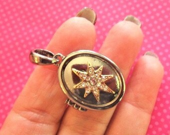 North Star Locket , Locket With Star , Bronze Oval Locket With Magnetic ...