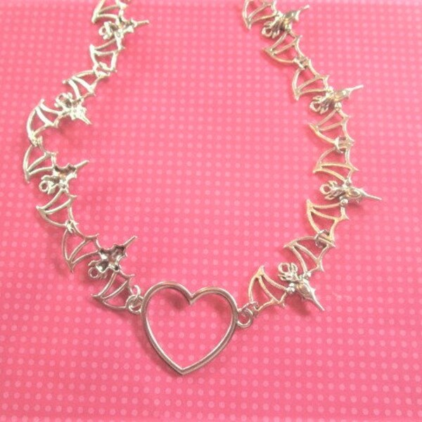 Bat Heart Necklace - Etsy