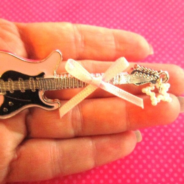 Guitar Hair Clip - Etsy