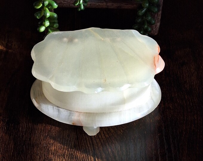 Vintage White Onyx Clam Shell Jewelry Box Trinket Dish - Etsy