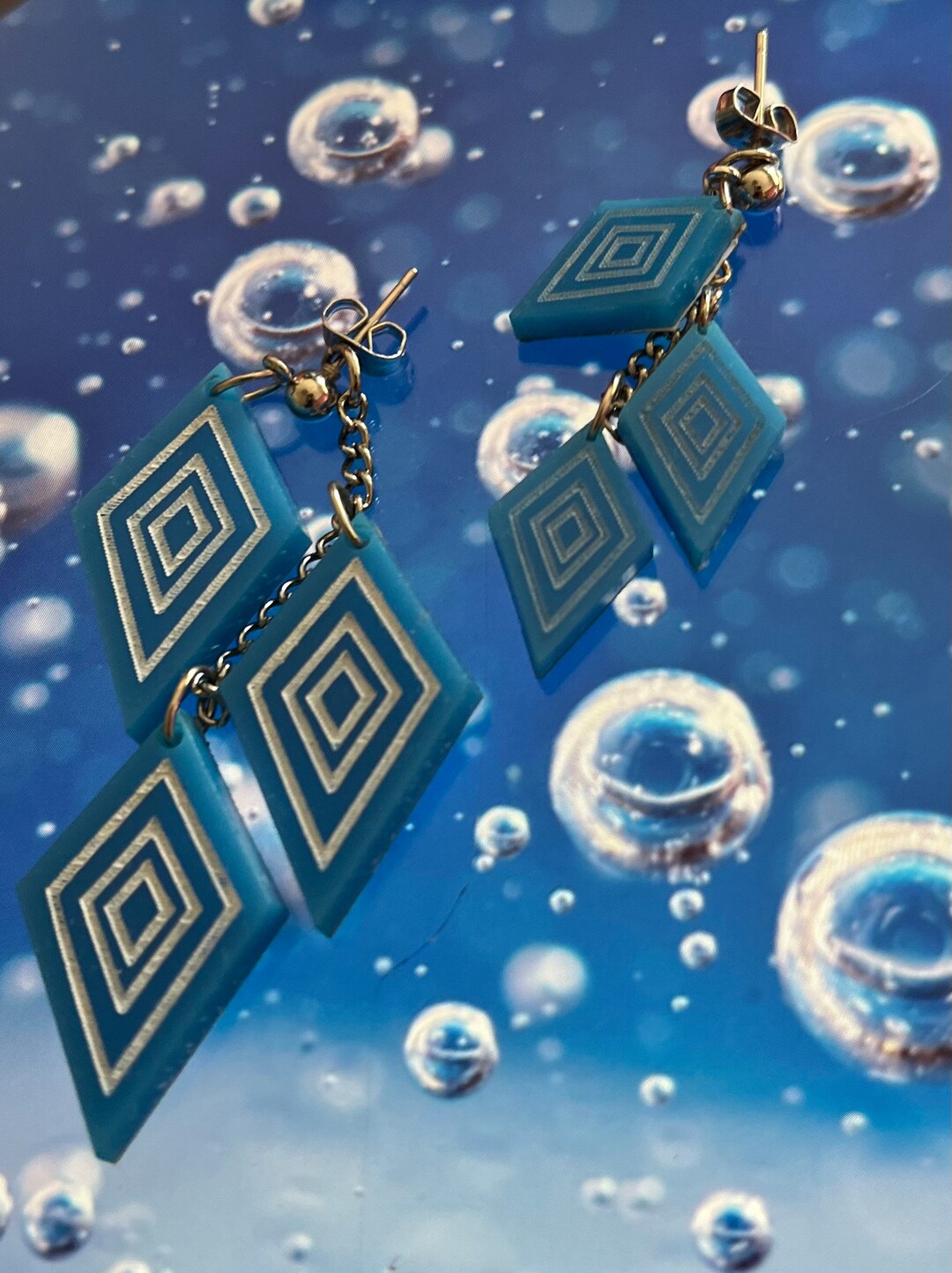 Twisted Wonderland Twin Eel Earring - Etsy