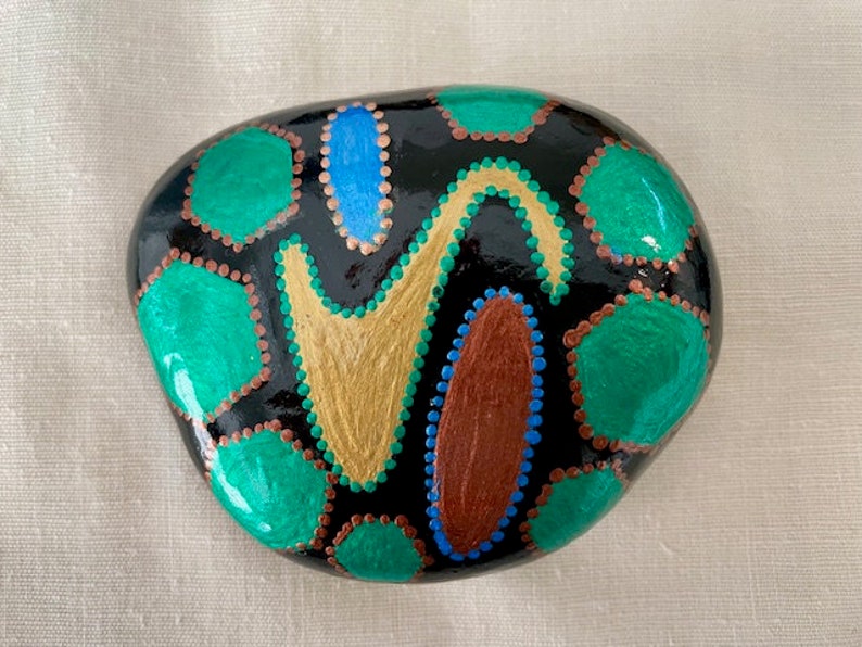 Metallic Geometric Design Painted Rocks - Etsy