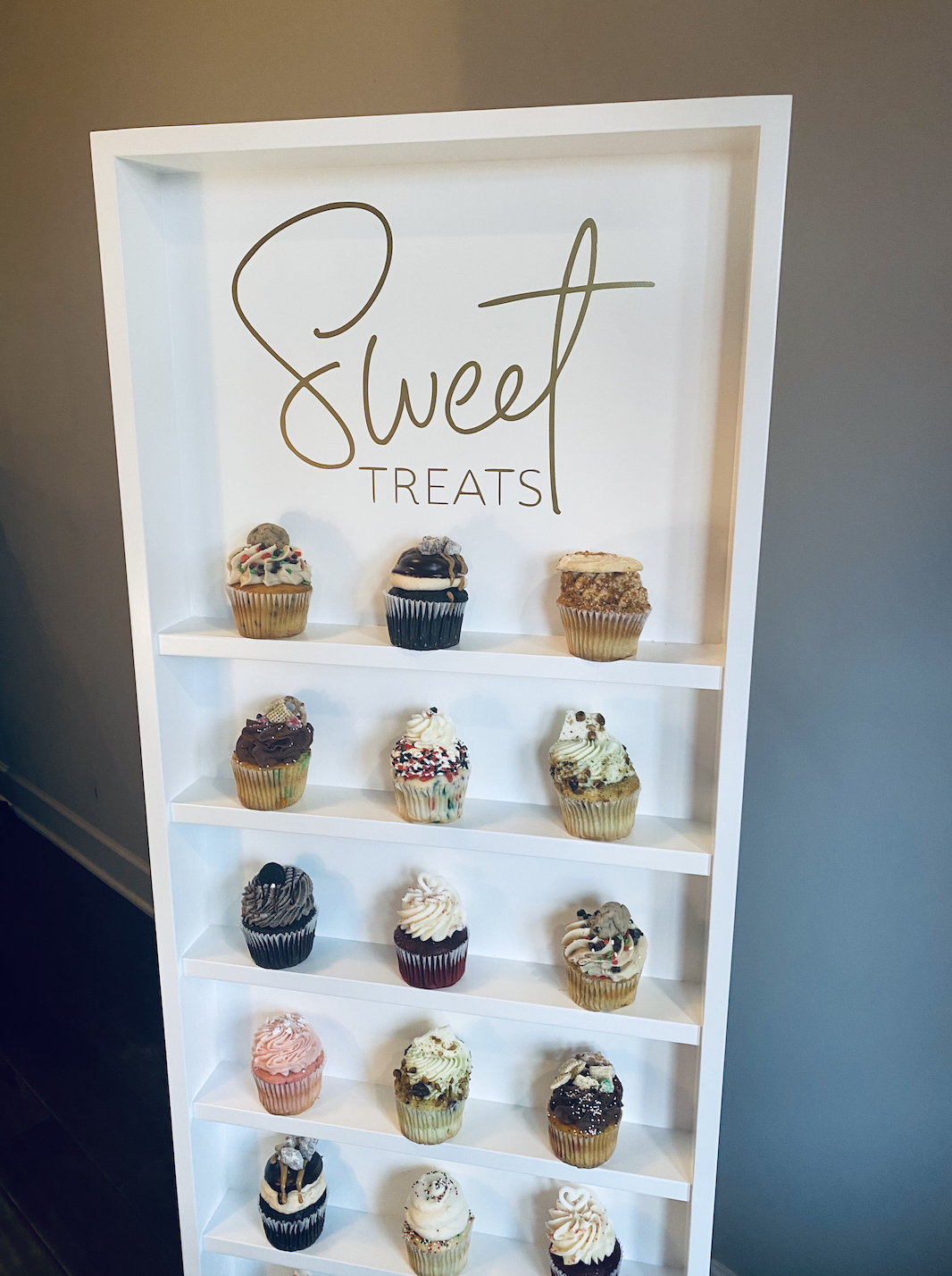 Cupcake Wall With Stand Holds 18-54 Cupcakes Cupcake Theme - Etsy