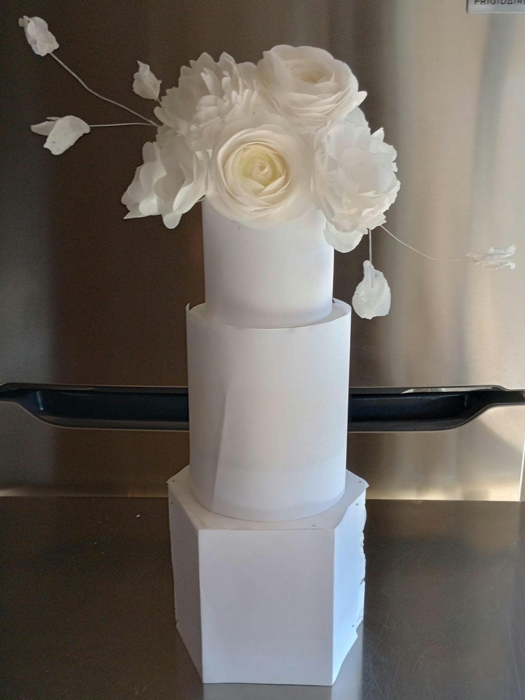 Wedding Cake Topper Floral Cake Decoration Flowers Arrangement Wafer ...